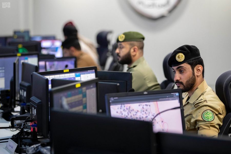 في شهر واحد .. أكثر من 1.3 مليون اتصال استقبلها مركز "911" في الرياض ومكة